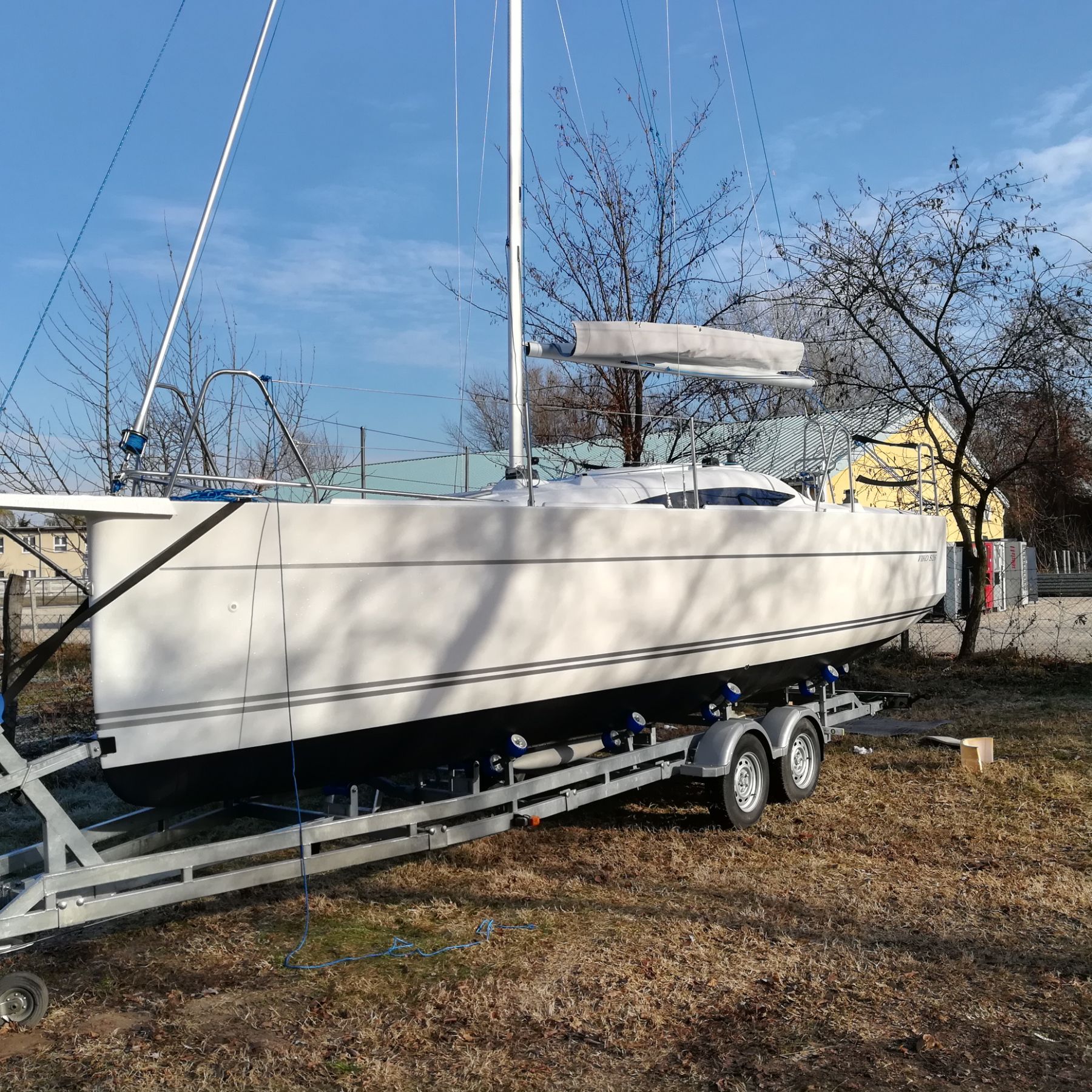 VIKO 26 S Vitorlás újszerű lift kiel-es - Apróhirdetés - Hajómánia