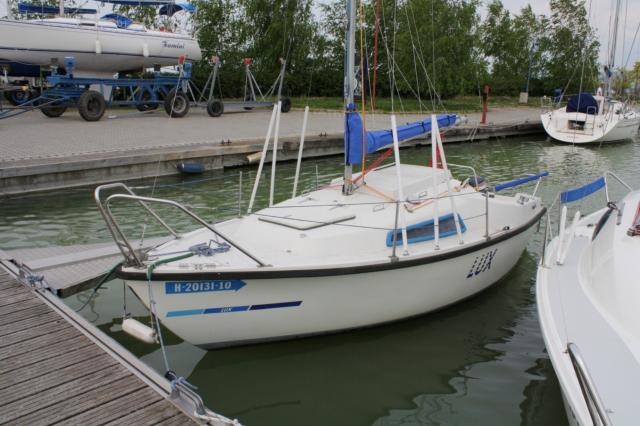 Eladó egy Balaton 18 (B18) típusú túravitorlás. - Apróhirdetés - Hajómánia