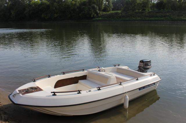 Angelo Molinari 435 motorcsónak - Apróhirdetés - Hajómánia